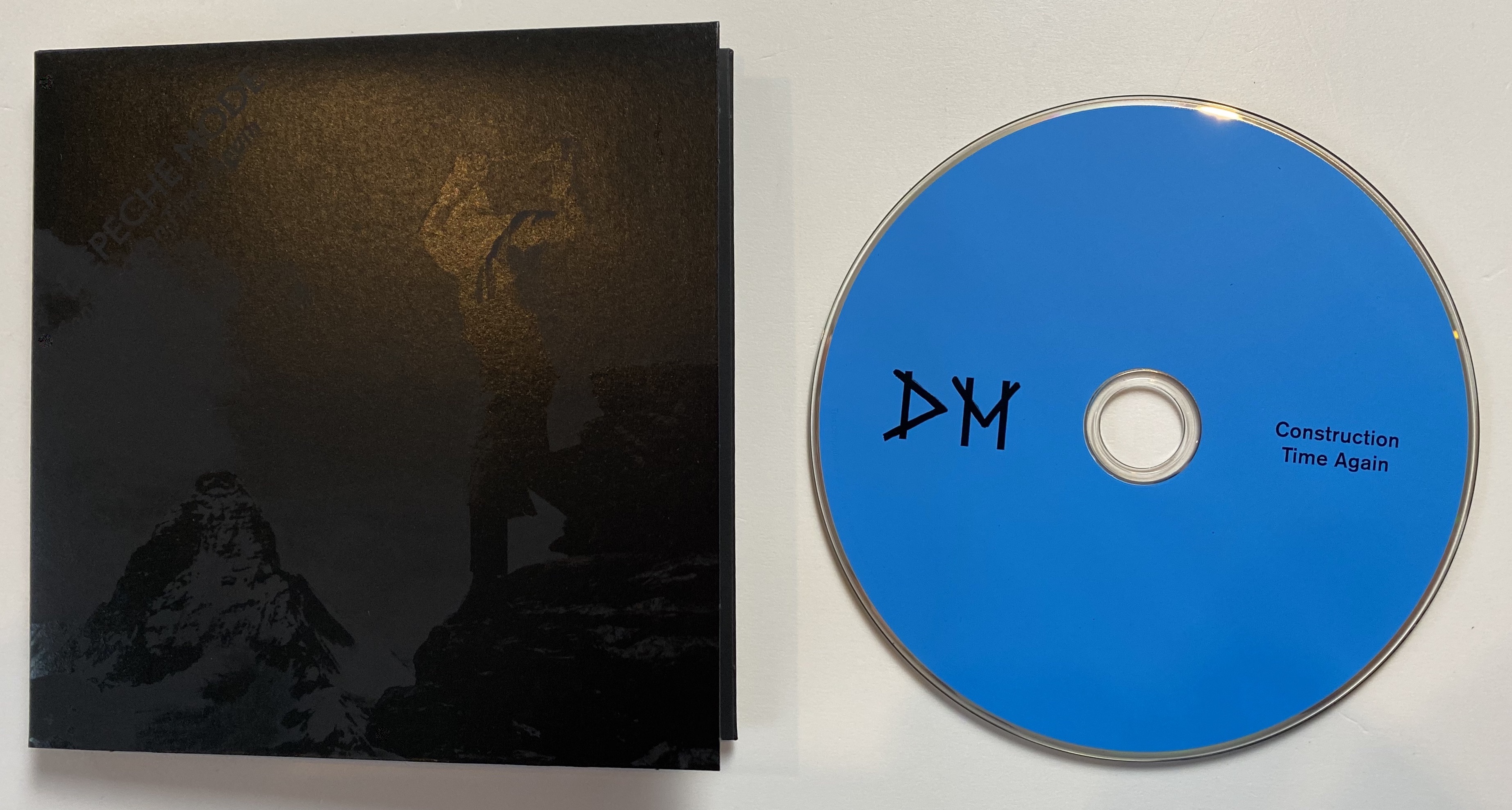 Depeche_Mode_MODE_Retroport_09 – Commodore